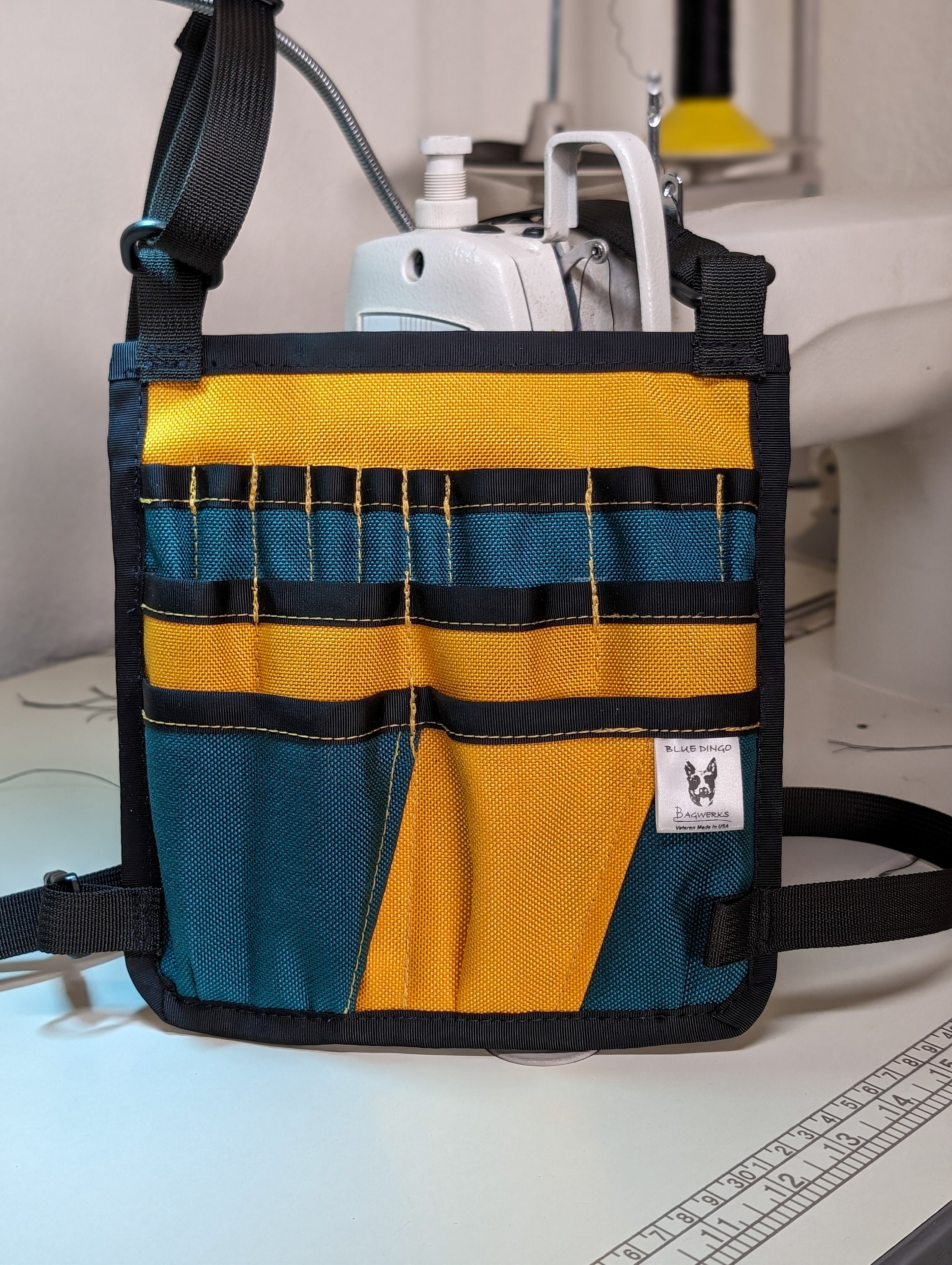 Minimalist Tool Bib – Blue Dingo Bagwerks